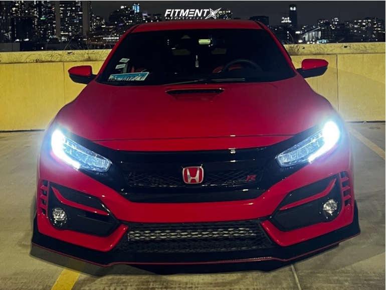 2021 Honda Civic Type R with 18x9.5 Gram Lights 57cr and Michelin ...