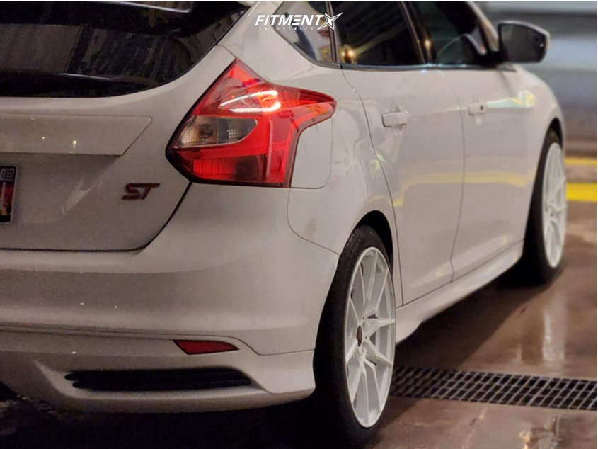 2014 Ford Focus ST with 18x8.5 Option Lab R716 and Continental 235x40 ...