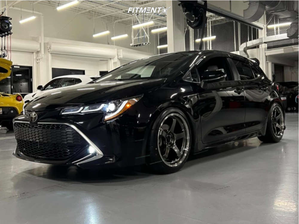 2021 Toyota Corolla XSE with 18x9.5 Advan Racing GT Beyond and Falken ...