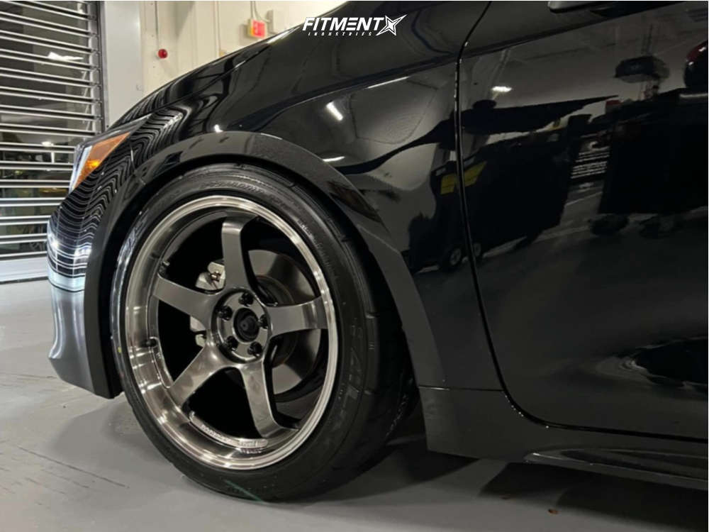 2021 Toyota Corolla XSE with 18x9.5 Advan Racing GT Beyond and Falken ...