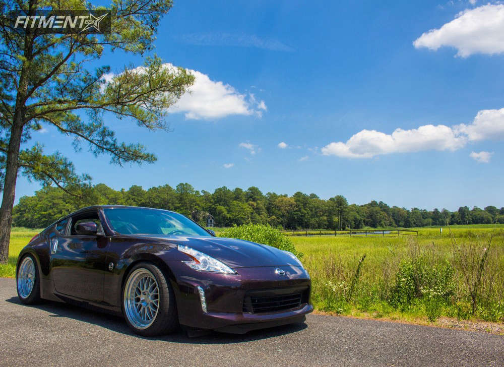 2015 Nissan 370Z Sport with 19x9.5 ESR Sr01 and Continental 255x35 on ...