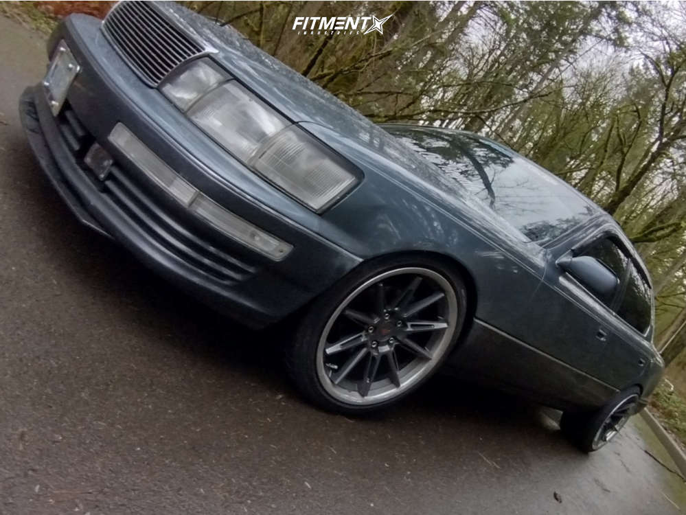1991 Lexus LS400 Super saloon with 19x9.5 Ferrada Cm2 and Vercelli ...