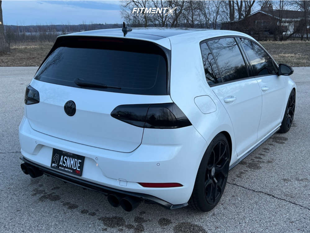 2019 Volkswagen Golf R Base with 18x8.5 APR A01 and Continental 235x40 ...