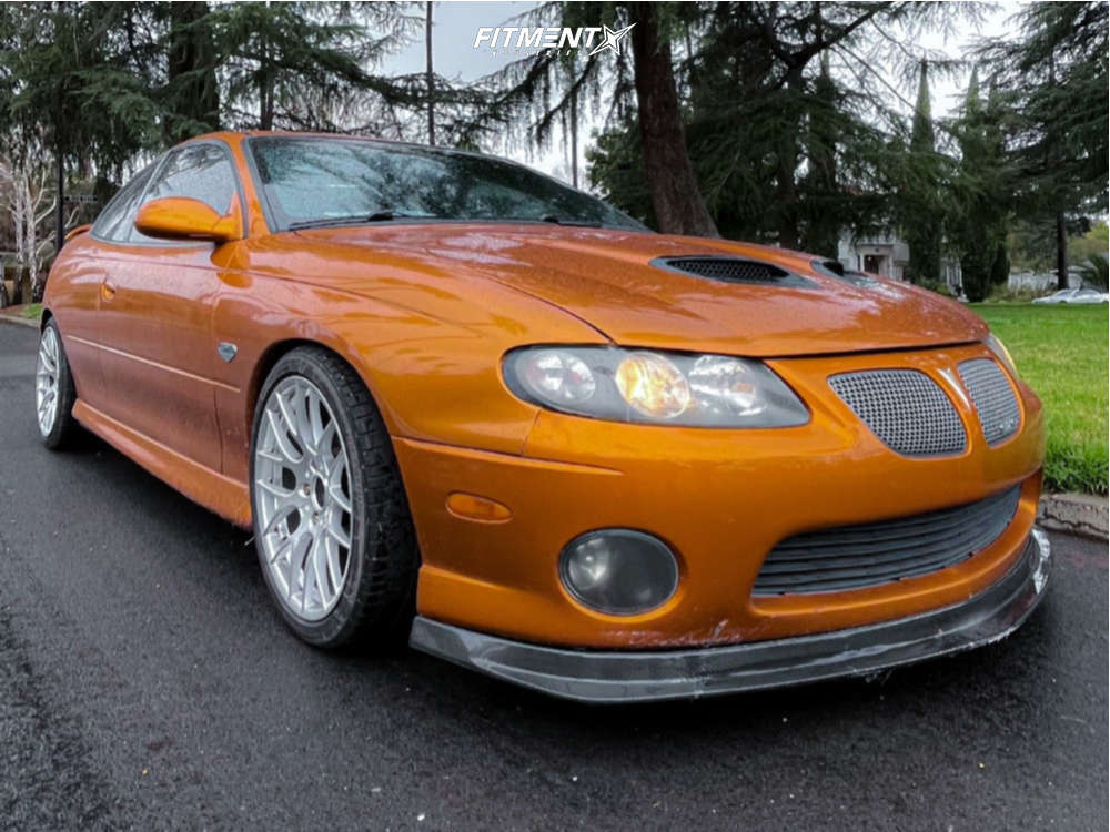 2006 Pontiac GTO Base with 18x8.5 Avant Garde M359 and Michelin 245x35 ...