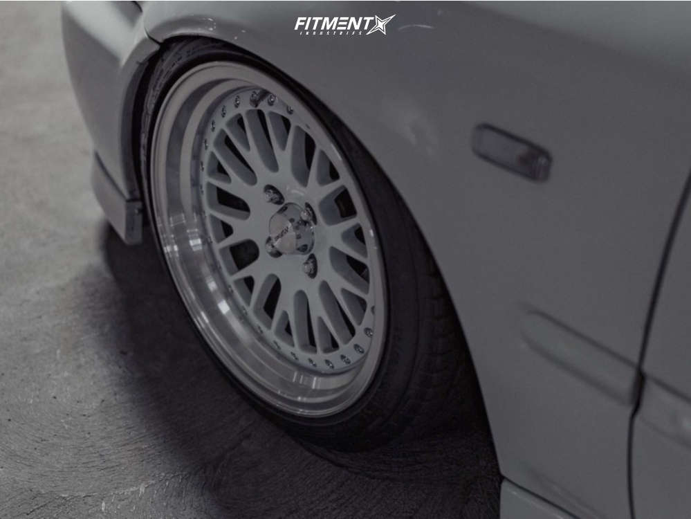 1999 Honda Civic EX with 16x8 Circuit Performance Cp21 and Achilles ...