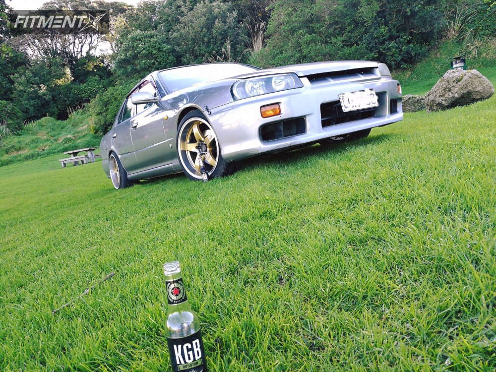 2000 Nissan Skyline R34 Base with 17x9 Lenso D1R and Evergreen 225x45 ...