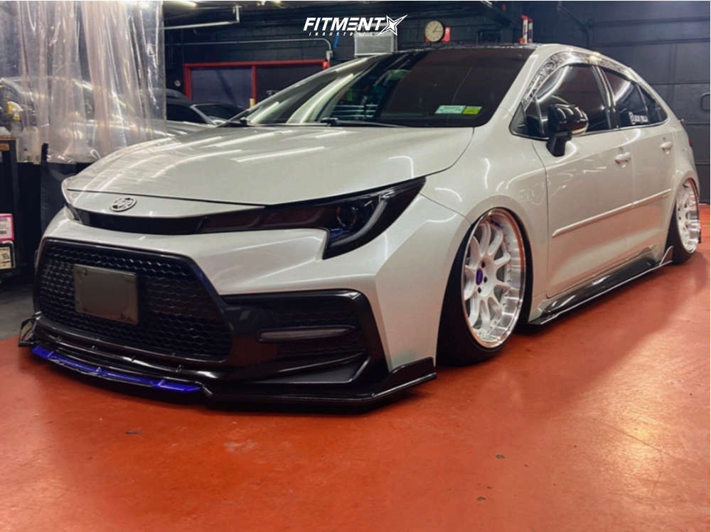 2020 Toyota Corolla XSE with 18x9.5 ESR CS12 and Nitto 215x40 on Air ...
