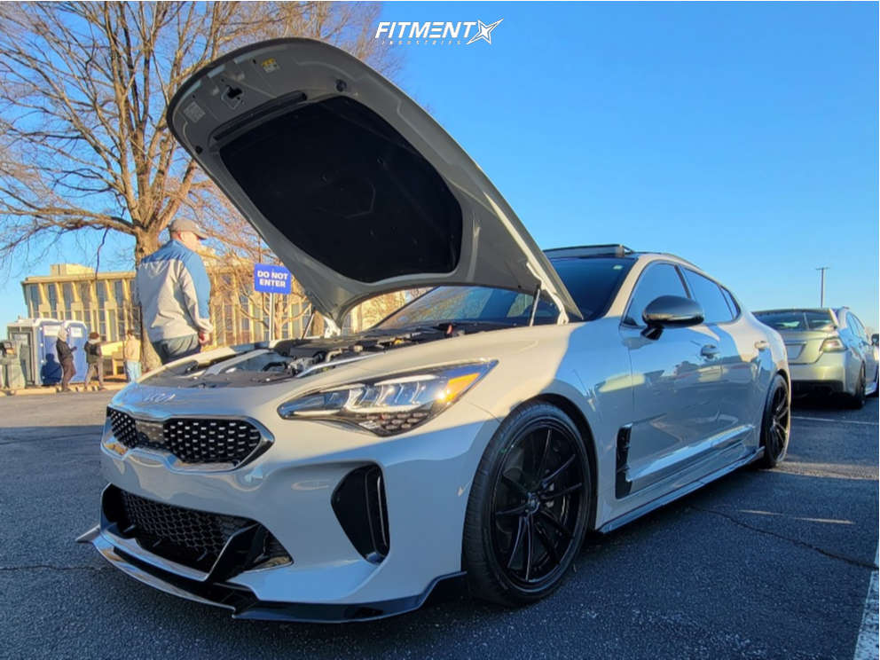 2022 Kia Stinger GT-Line with 19x8.5 Konig Oversteer and Vercelli ...