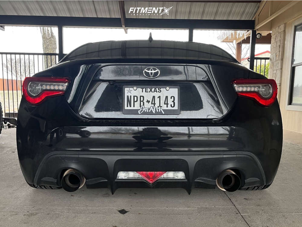 2019 Toyota 86 Base with 17x9 Gram Lights 57cr and Summit 245x40 on ...