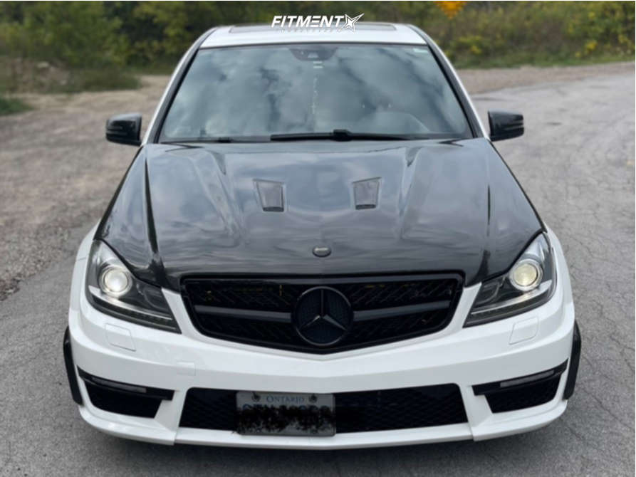 2014 Mercedes-Benz C300 4Matic Sport with 19x8.5 Niche Essen and ...