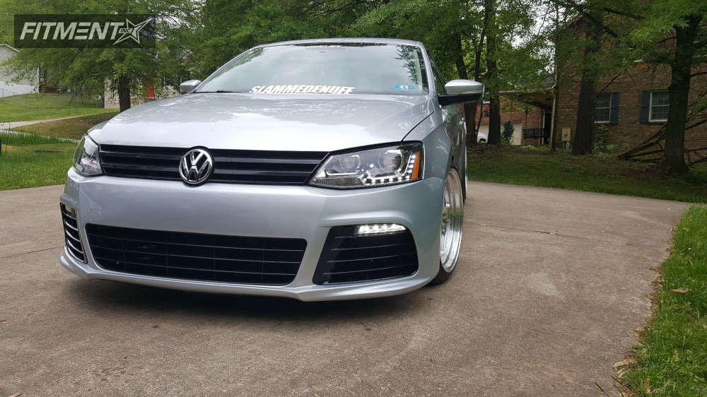2014 Volkswagen Jetta TDI with 18x8.5 ESR Sr02 and Nitto 205x35 on Air ...