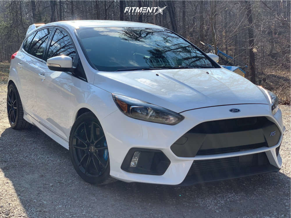 2016 Ford Focus RS with 18x8 Niche Dfs and BFGoodrich 235x40 on Stock ...