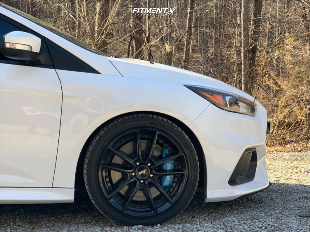2016 Ford Focus RS with 18x8 Niche Dfs and BFGoodrich 235x40 on Stock ...