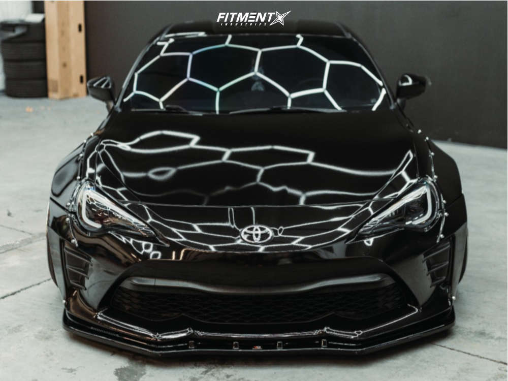 2017 Toyota 86 Base with 18x11.5 ESR Forged Classic ES1 Classic and ...