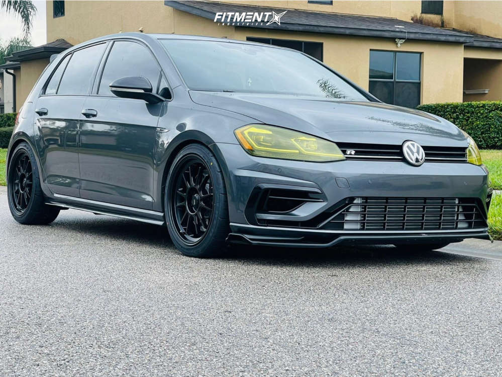 2018 Volkswagen Golf R Base with 18x8.5 Konig Hypergram and Falken ...