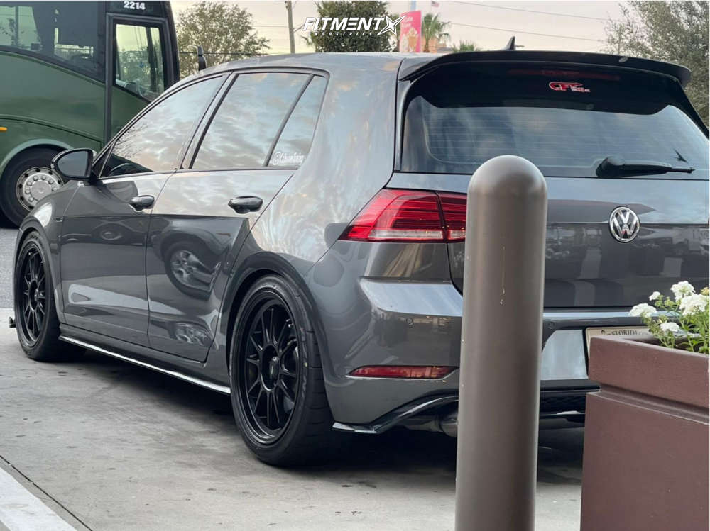 2018 Volkswagen Golf R Base with 18x8.5 Konig Hypergram and Falken ...