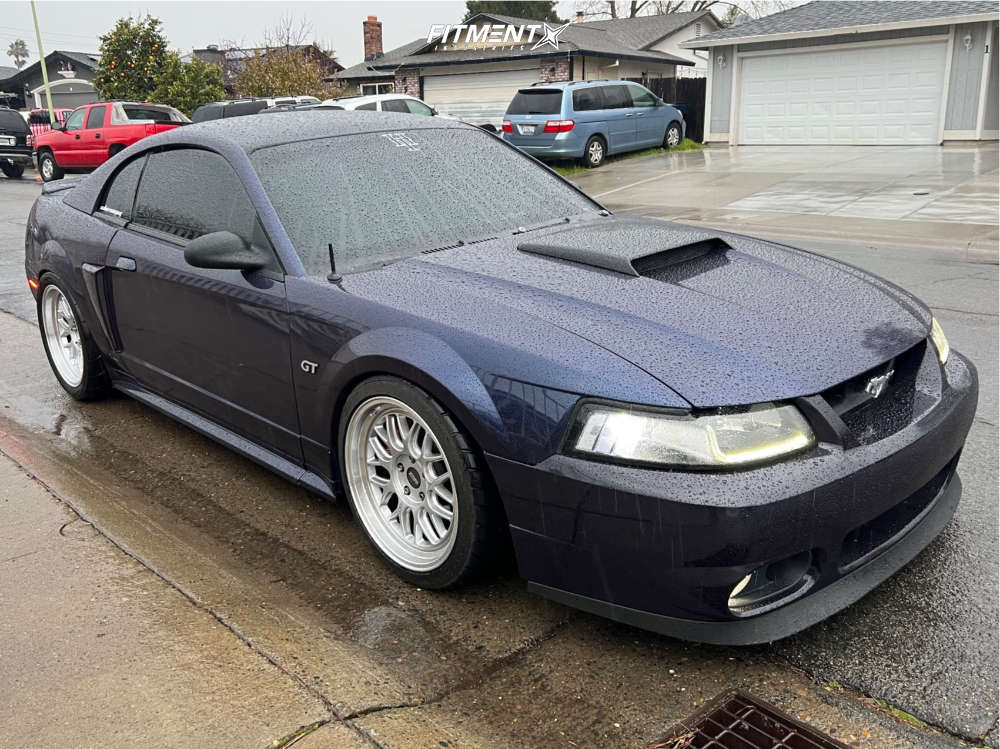 2002 Ford Mustang GT with 18x9.5 ESR Cr1 and Accelera 265x35 on ...