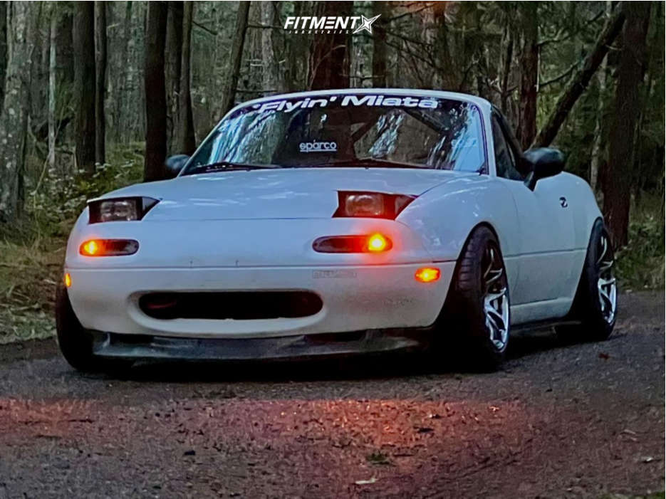 1992 Mazda Miata Base with 15x8 Work Emotion CR Kiwami and Continental ...