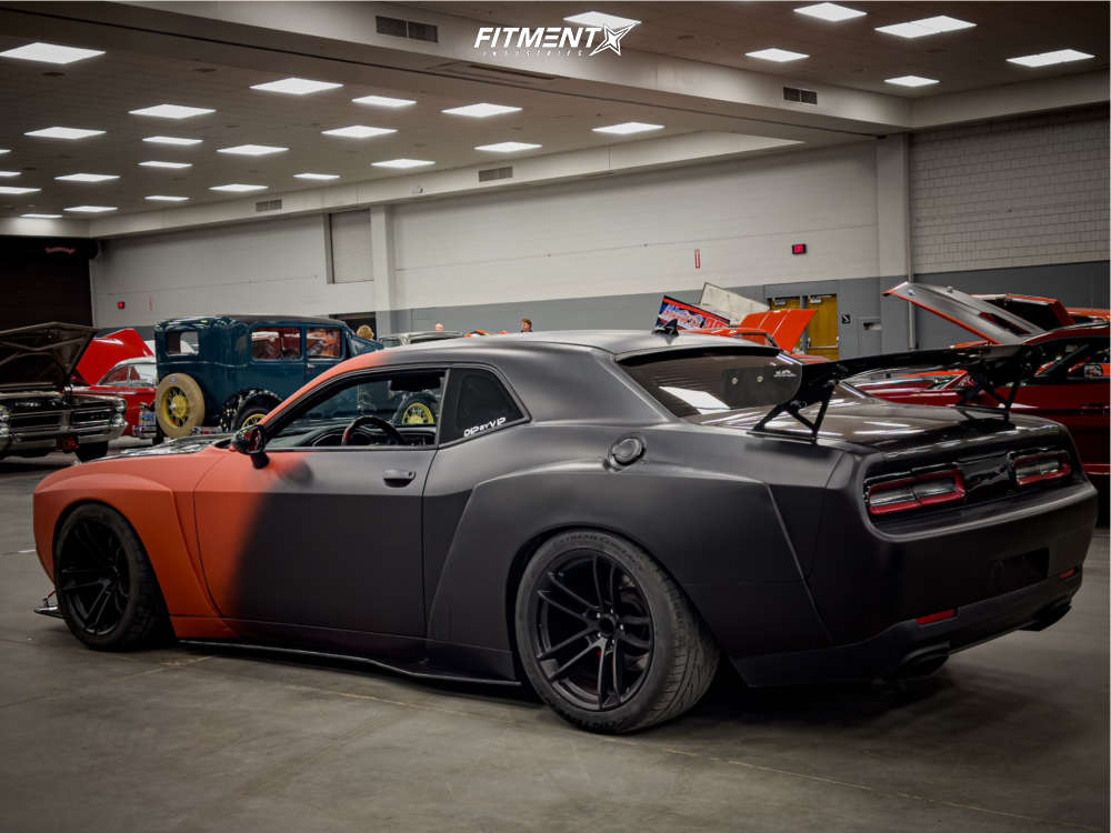 2015 Dodge Challenger SRT Hellcat with 20x11 Voxx Replicas Hellcat ...