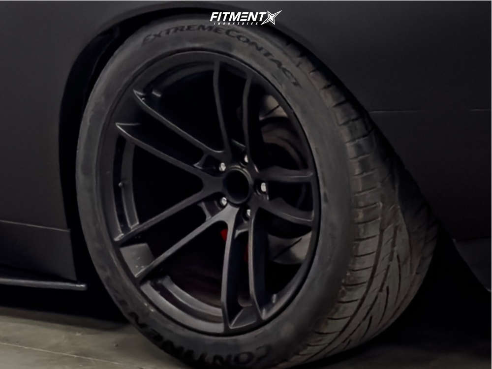 2015 Dodge Challenger SRT Hellcat with 20x11 Voxx Replicas Hellcat ...