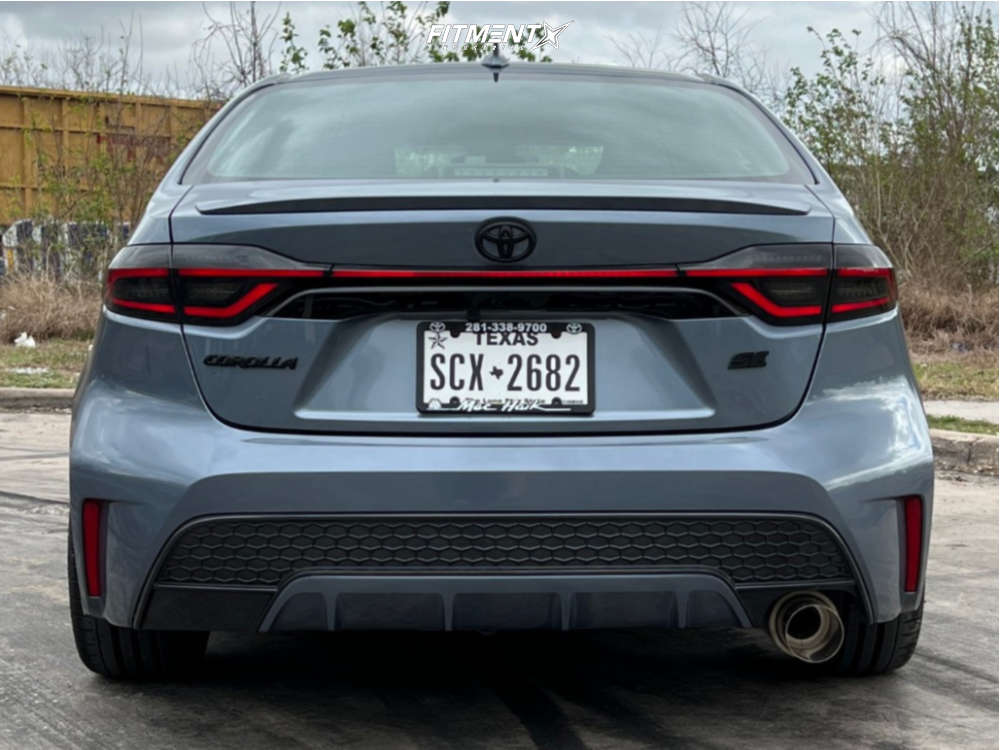 2021 Toyota Corolla SE with 18x8.5 AVID1 Av20 and Kumho 235x40 on ...