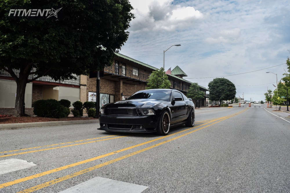 2010 Ford Mustang Shelby GT500 with 20x9 XXR 526 and GT Radial 245x35 ...