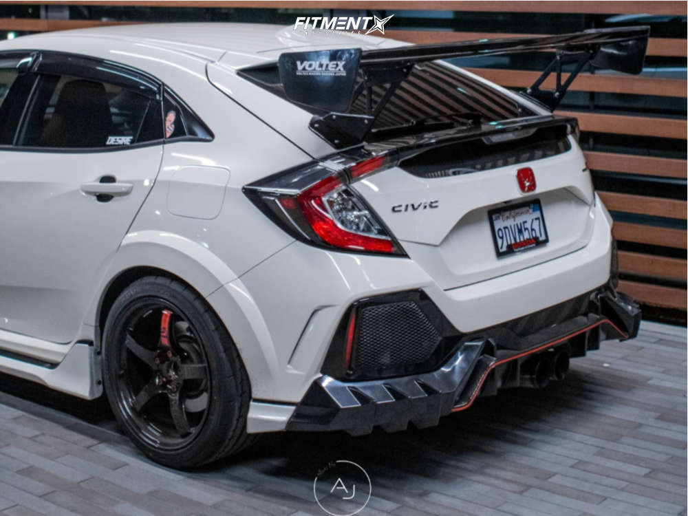 2019 Honda Civic Type R with 18x9.5 Gram Lights 57cr and Yokohama ...