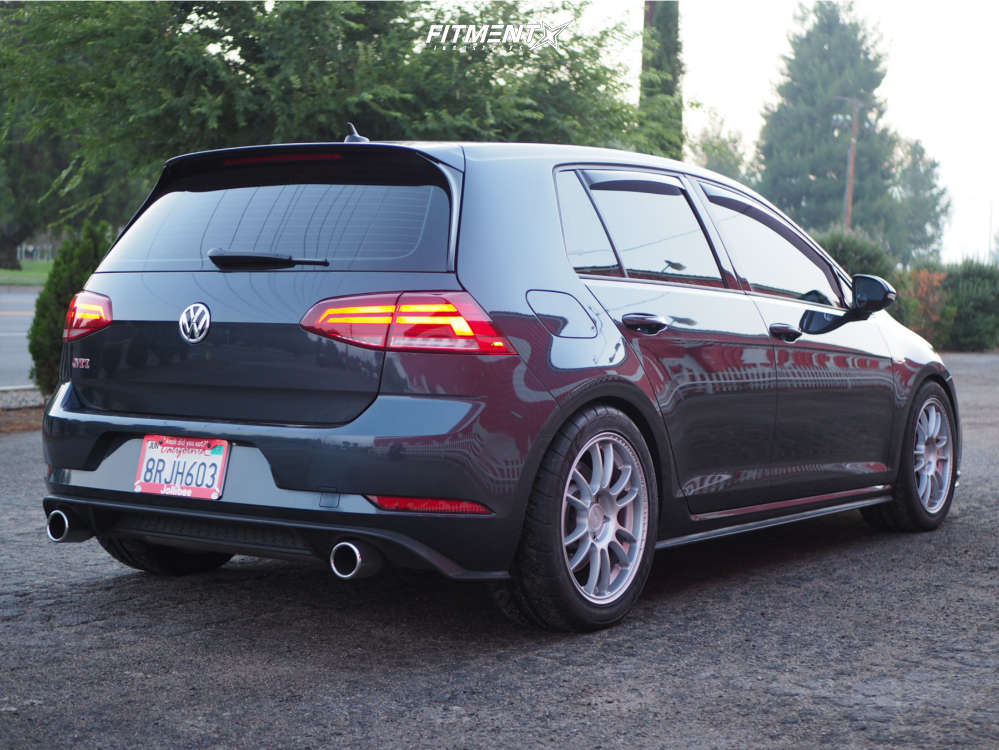 2019 Volkswagen GTI S with 17x8.5 Motegi Mr146 and Maxxis 255x40 on ...