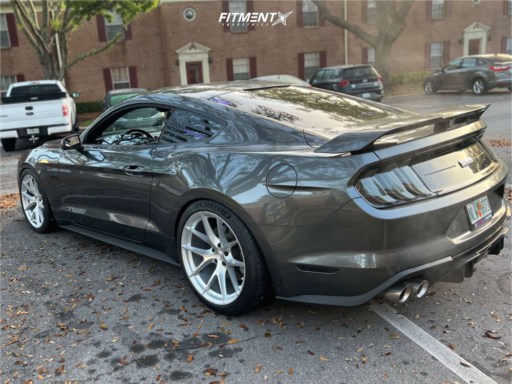 2018 Ford Mustang GT with 20x9 Aodhan Aff7 and Michelin 265x35 on ...