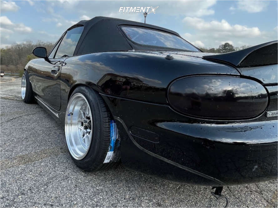 2004 Mazda Miata LS with 15x9 Vors Vr7 and Sailun 195x50 on Coilovers ...