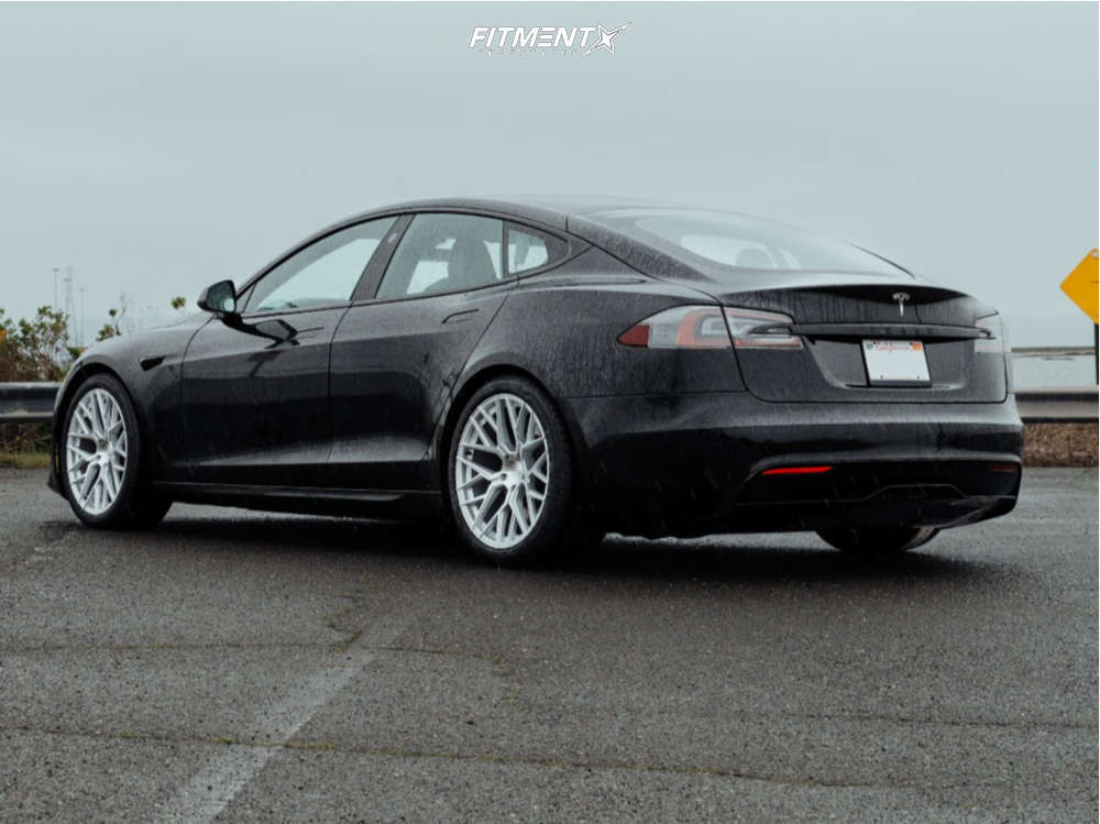 2022 Tesla S Base with 20x9 Aodhan Aff9 and Michelin 255x35 on Stock ...