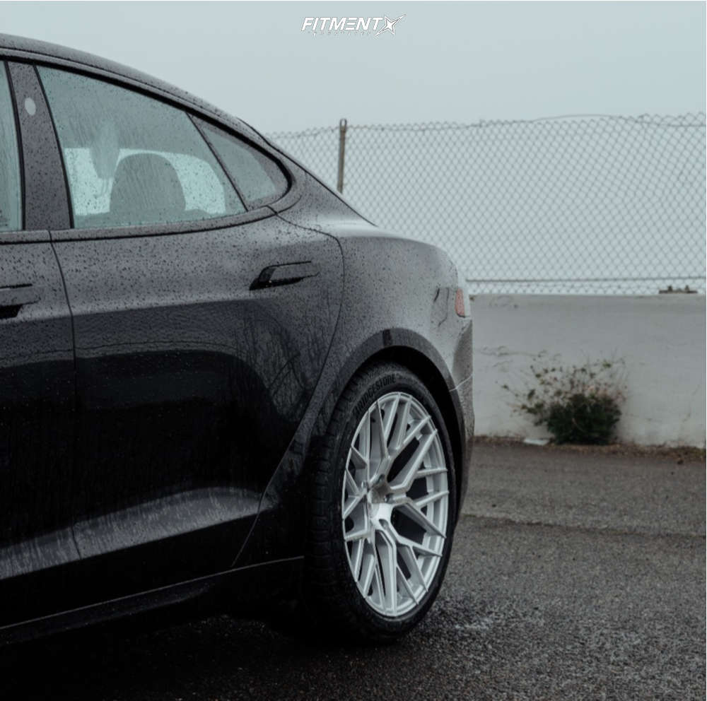 2022 Tesla S Base with 20x9 Aodhan Aff9 and Michelin 255x35 on Stock ...