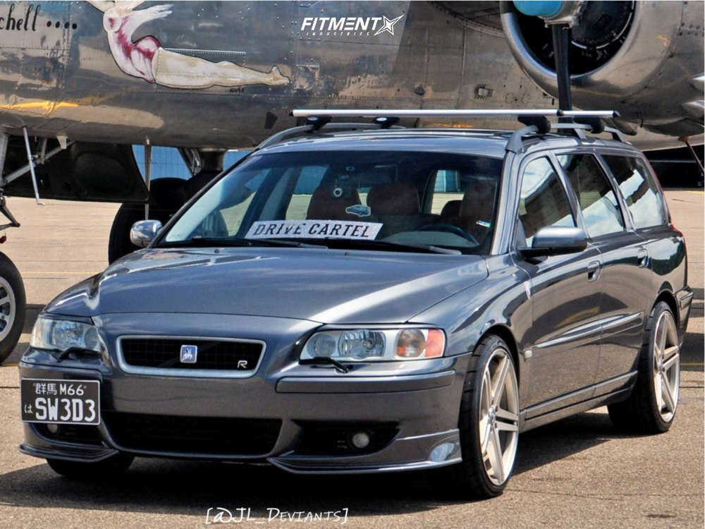 2005 Volvo V70 R with 19x8.5 Verde Parallax and Firestone 235x35 on ...