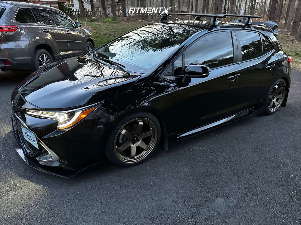 2019 Toyota Corolla XSE with 18x8.5 AVID1 Av6 and Continental 225x40 on ...