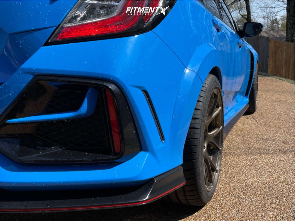 2021 Honda Civic Type R with 18x9.5 Konig Ampliform and Michelin 265x35 ...