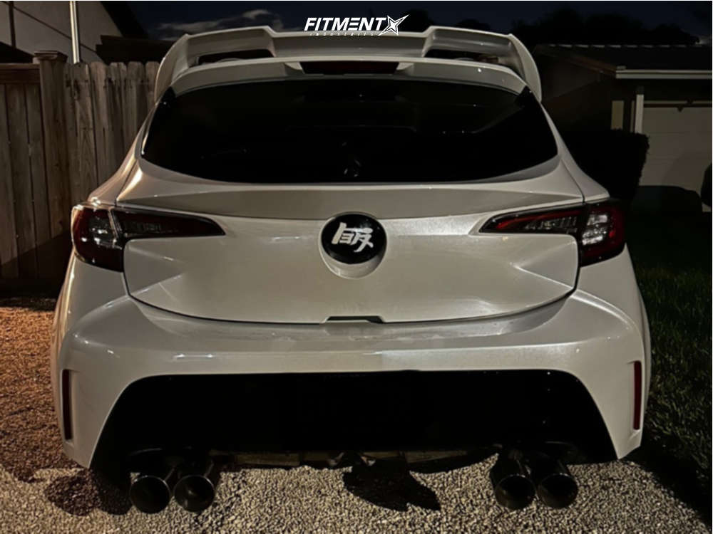 2022 Toyota Corolla SE with 18x8.5 ESR Cs15 and Lexani 235x40 on ...