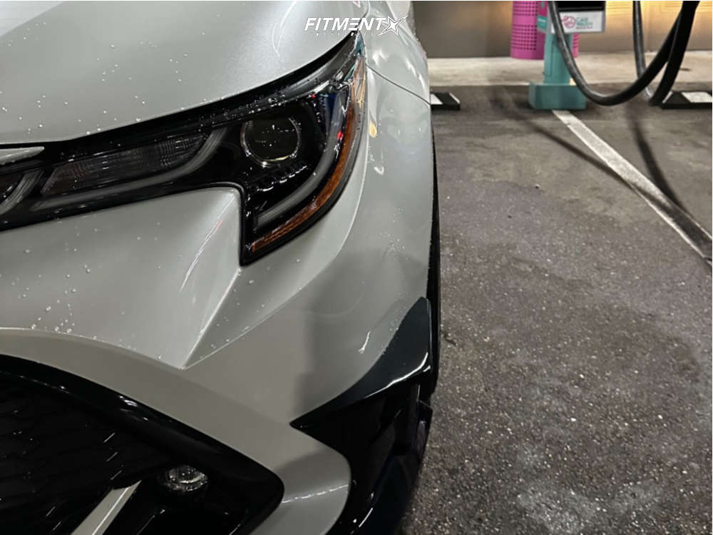 2022 Toyota Corolla SE with 18x8.5 ESR Cs15 and Lexani 235x40 on ...