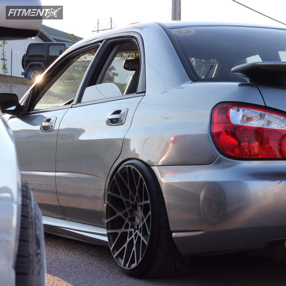 2007 Subaru WRX Base with 18x9.5 Rotiform Blq and Federal 225x35 on ...