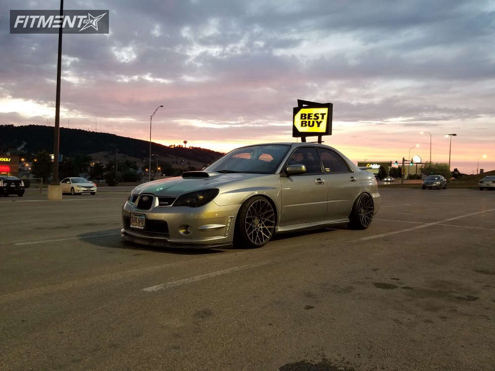 2007 Subaru WRX Base with 18x9.5 Rotiform Blq and Federal 225x35 on ...