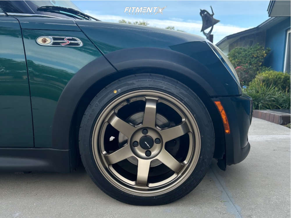 2004 Mini Cooper S with 17x8 AVID1 Av6 and Firestone 205x45 on ...