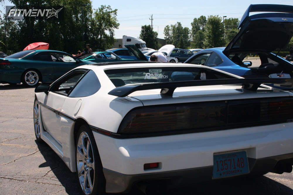 1987 Pontiac Fiero GT with 18x7.5 Motegi Mr7 and Nexen 225x40 on ...