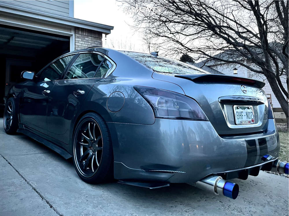 2014 Nissan Maxima S with 19x9.5 Aodhan Ds02 and Vercelli 275x30 on ...