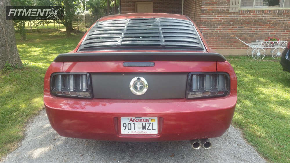 2005 Ford Mustang GT with 19x9.5 ESR Sr01 and Sumitomo 275x40 on ...