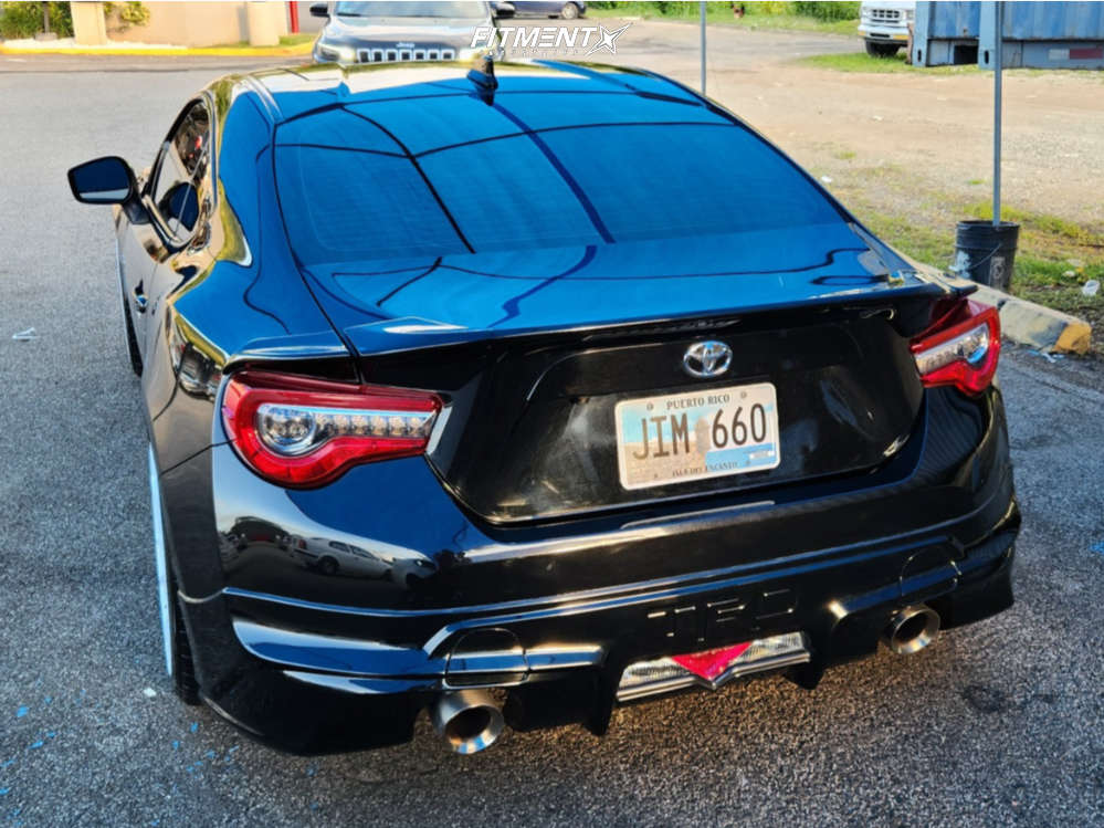 2019 Toyota 86 TRD Special Edition with 18x9.5 SSR Gtx04 and Toyo Tires ...
