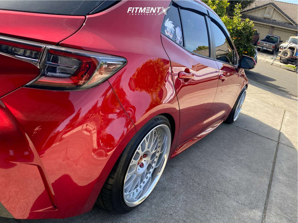 2022 Toyota Corolla XSE with 18x9.5 Work Vs Xx and Michelin 215x40 on ...