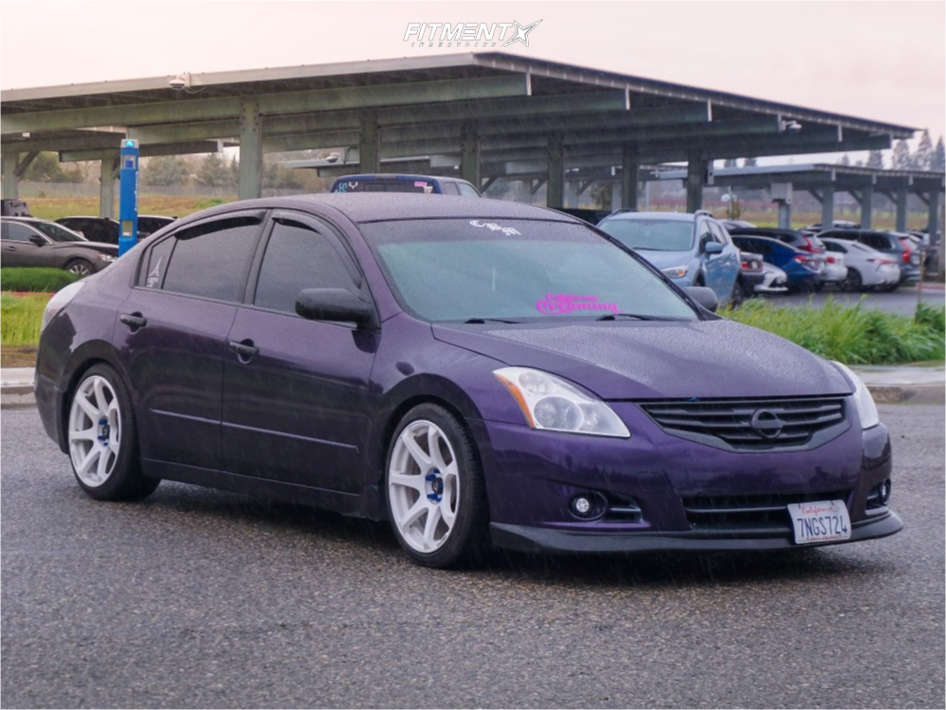 2012 Nissan Altima S with 18x9 Cosmis Racing Mr7 and Lionhart 215x35 on ...