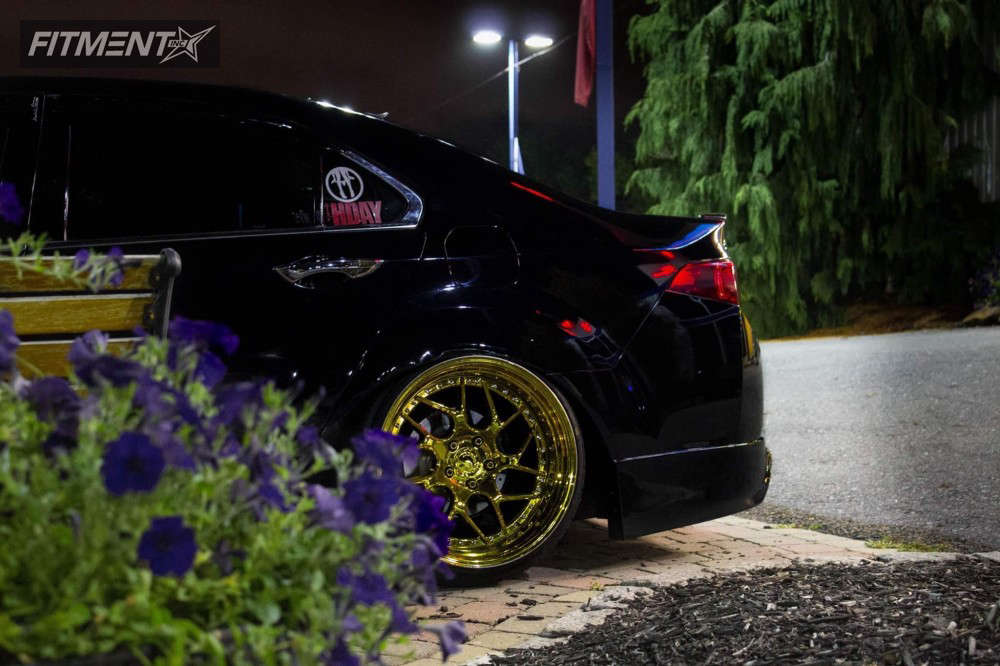 2012 Acura TSX A-Spec with 19x9.5 Aodhan DS01 and Continental 215x35 on ...