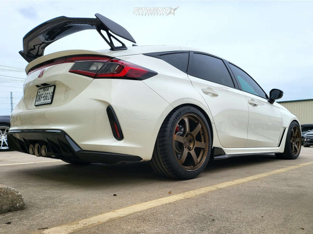 2023 Honda Civic Type R with 18x9.5 Volk Te37 Saga S-plus and Michelin ...