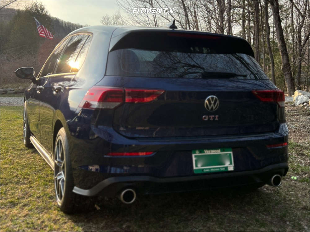 2022 Volkswagen GTI SE with 18x8.5 Neuspeed Rse10 and Continental ...