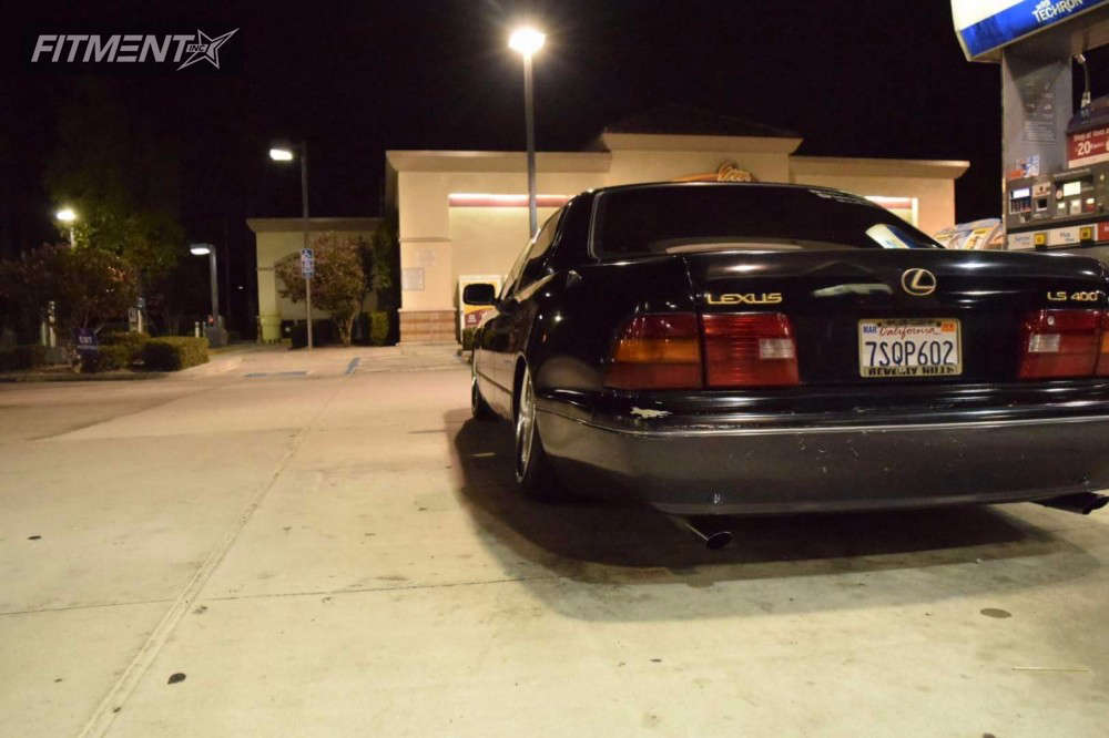 1995 Lexus LS400 Base with 18x8.5 Work Emotion Cr 2p and Accelera ...